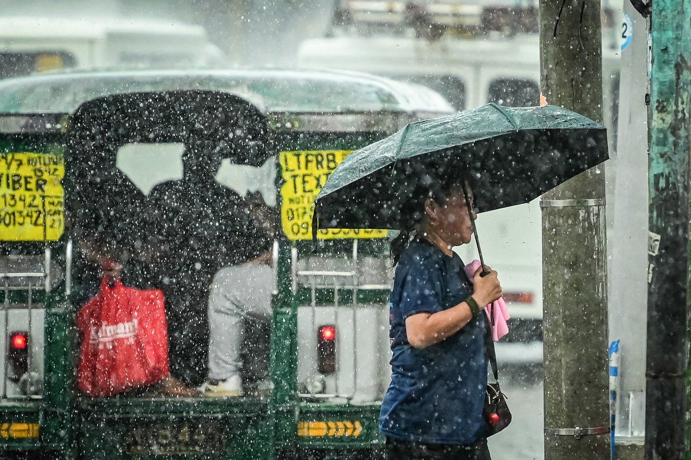 TV PATROL: Bagyo sa labas ng PAR patuloy na binabantayan ng PAGASA | ABS-CBN News