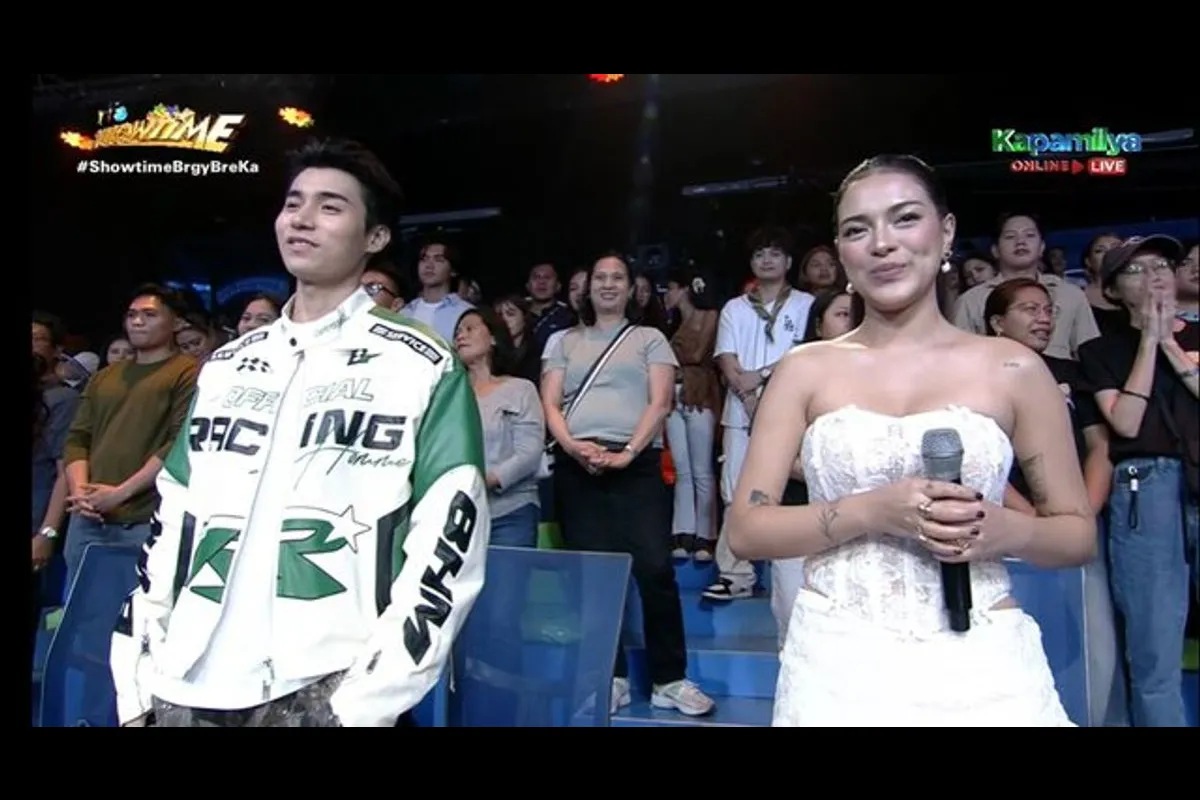 After 'PBB' win, Brent and Mika visit 'Showtime' | ABS-CBN Entertainment
