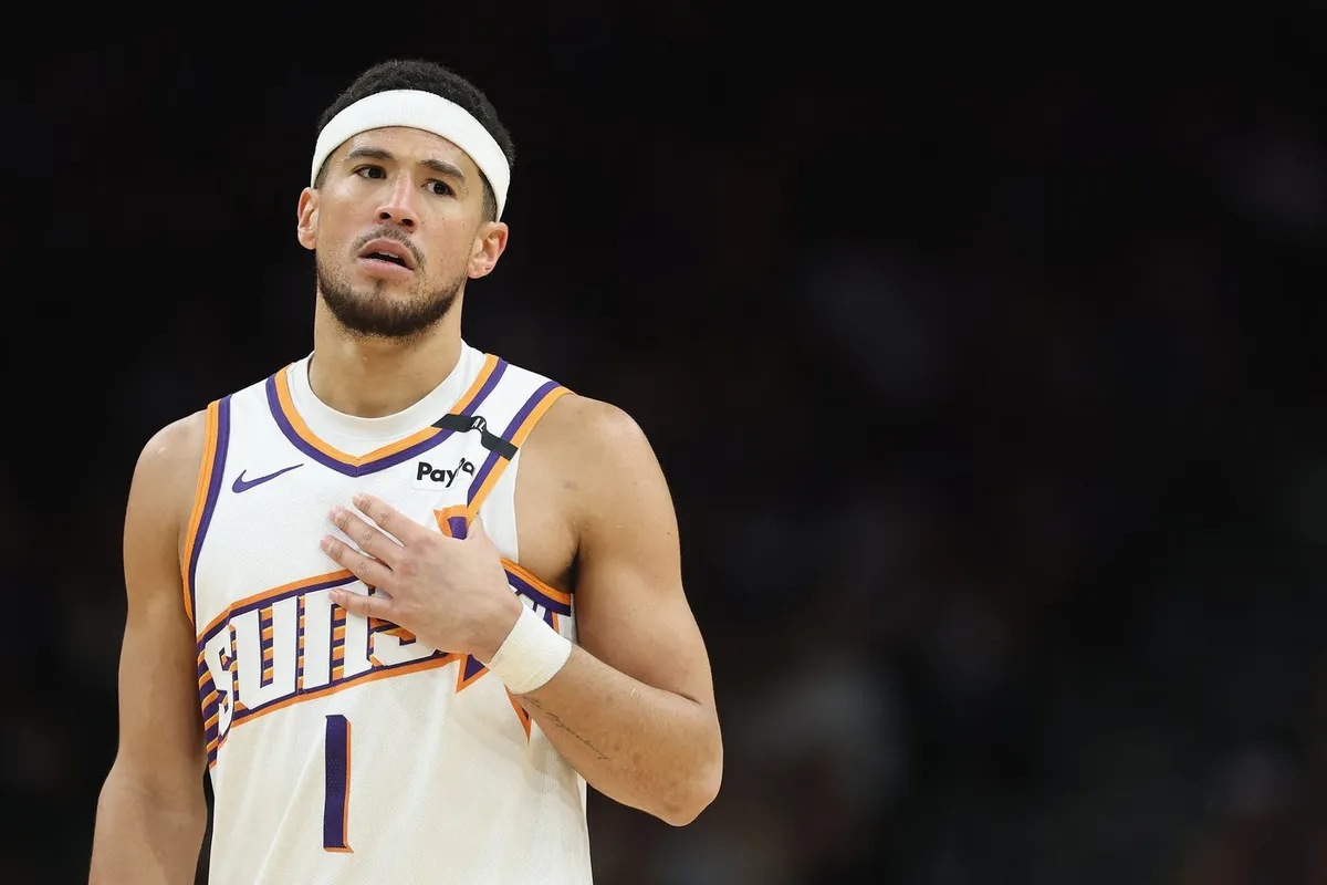 NBA: Booker inks extension with Suns worth reported $145-M over 2 years ...