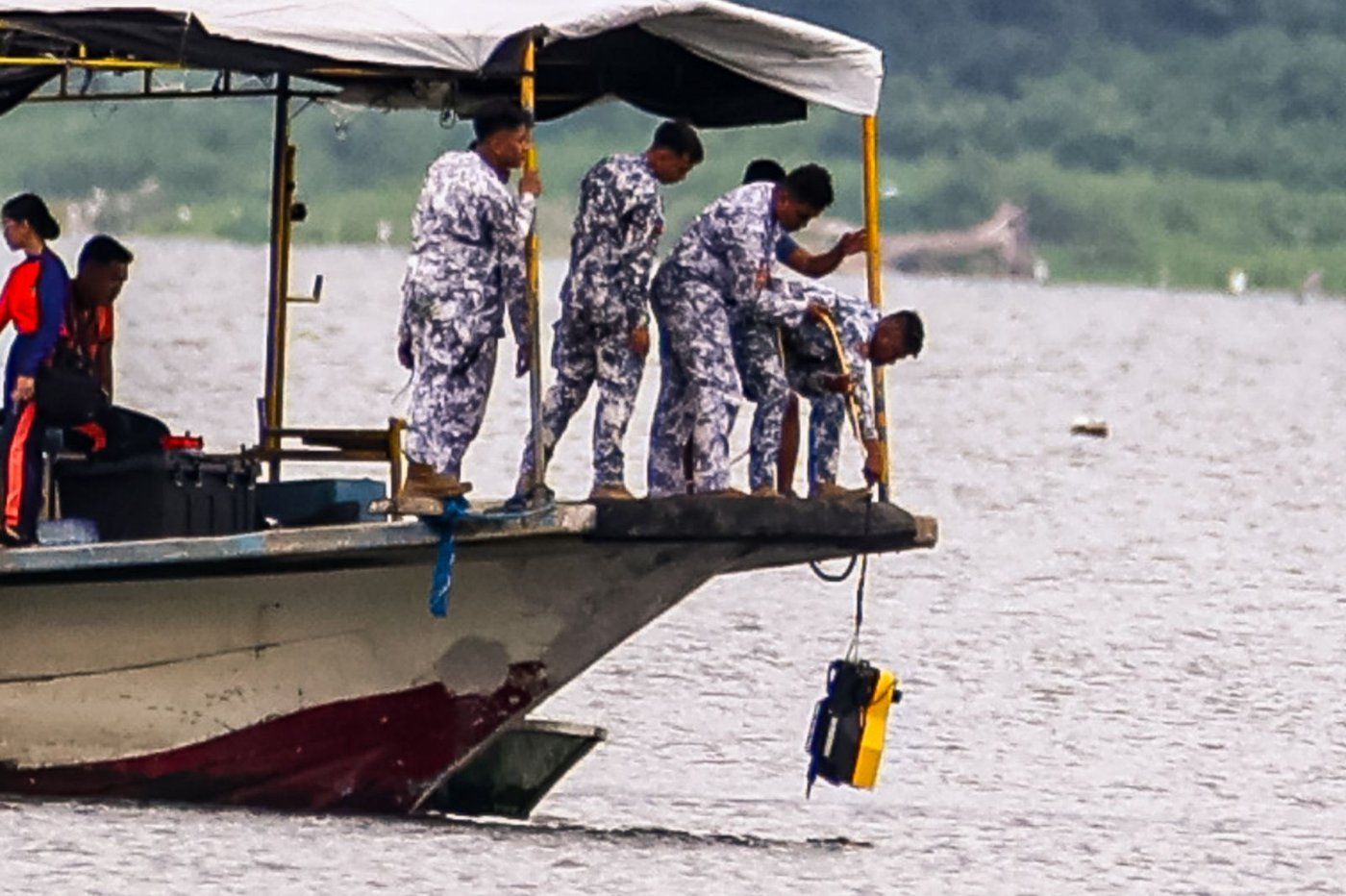 DOJ: Human ribs found in Taal Lake search for sabungeros | ABS-CBN News