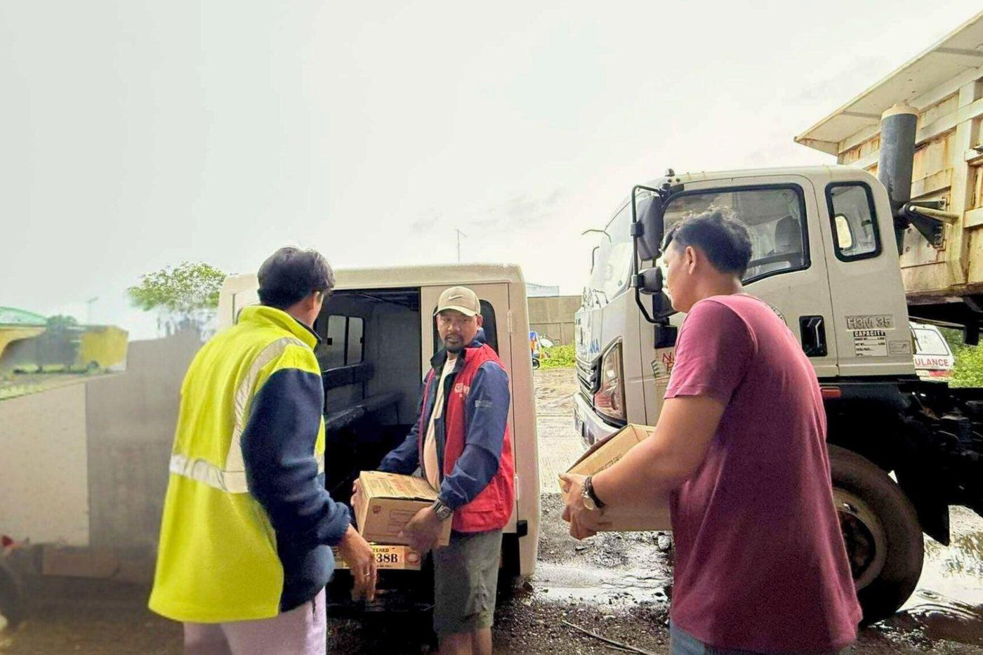 DSWD: Aid warehouses spared by floods; relief ops continue | ABS-CBN News