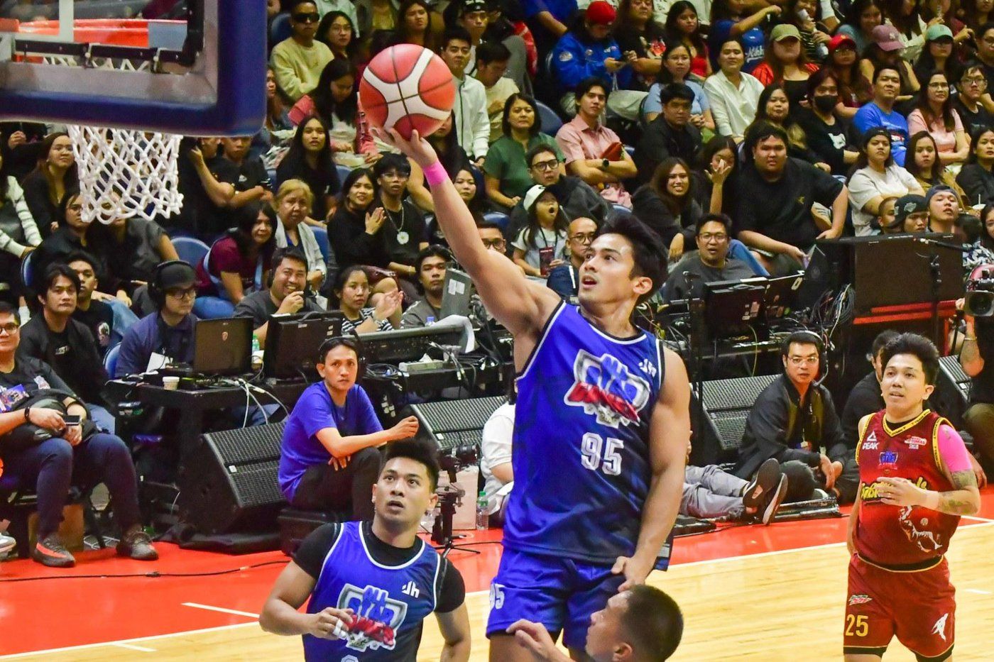 Star Magic All-Star Games 2025: Shooting Stars survive late scare from ...