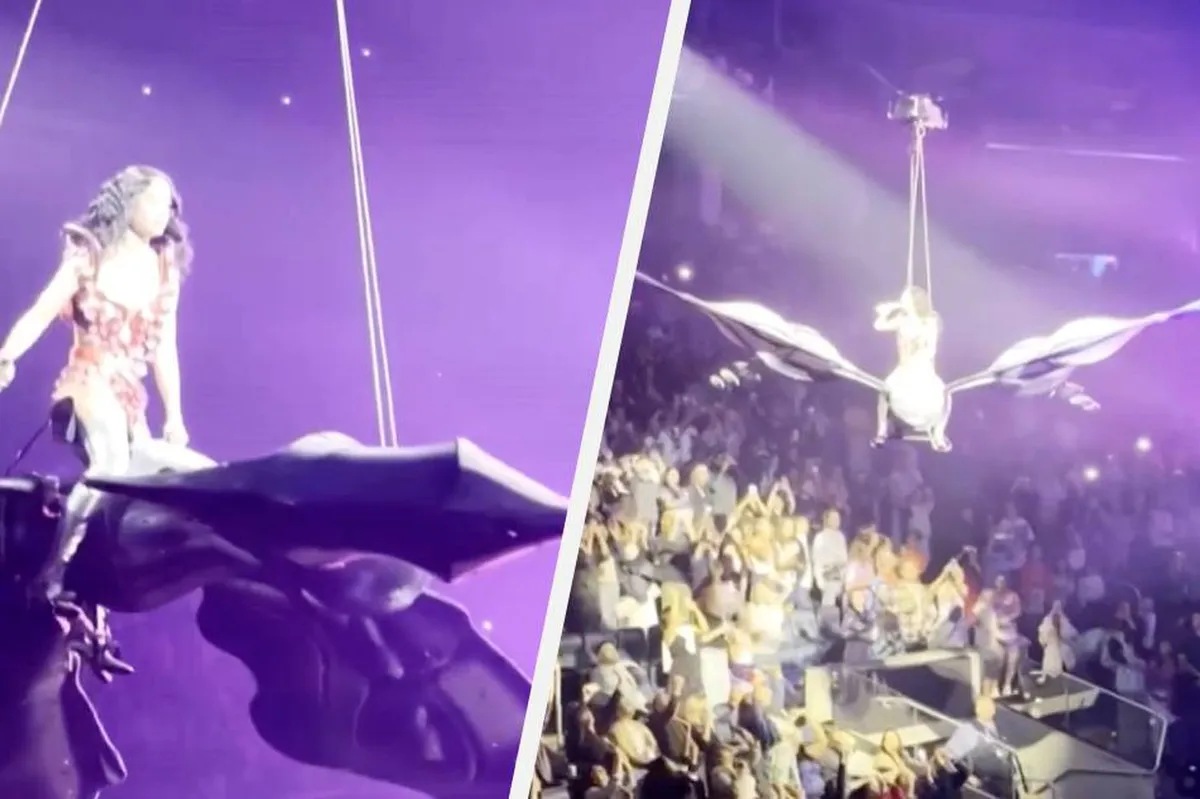 Katy Perry dangles over crowd as prop malfunctions during performance ...