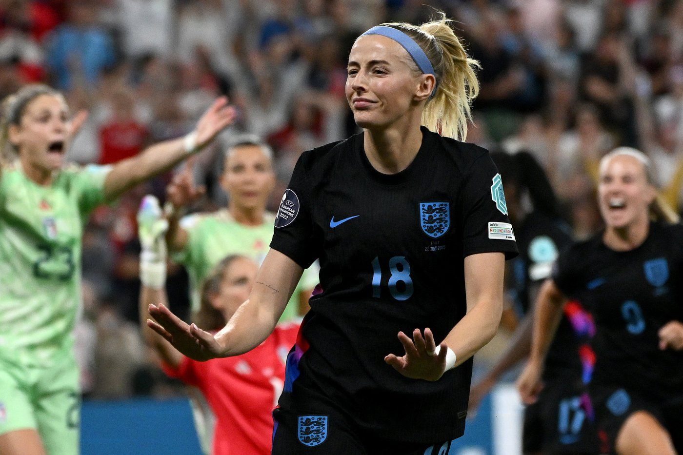 Kelly hits winner as late drama takes England into Women's Euro 2025 ...