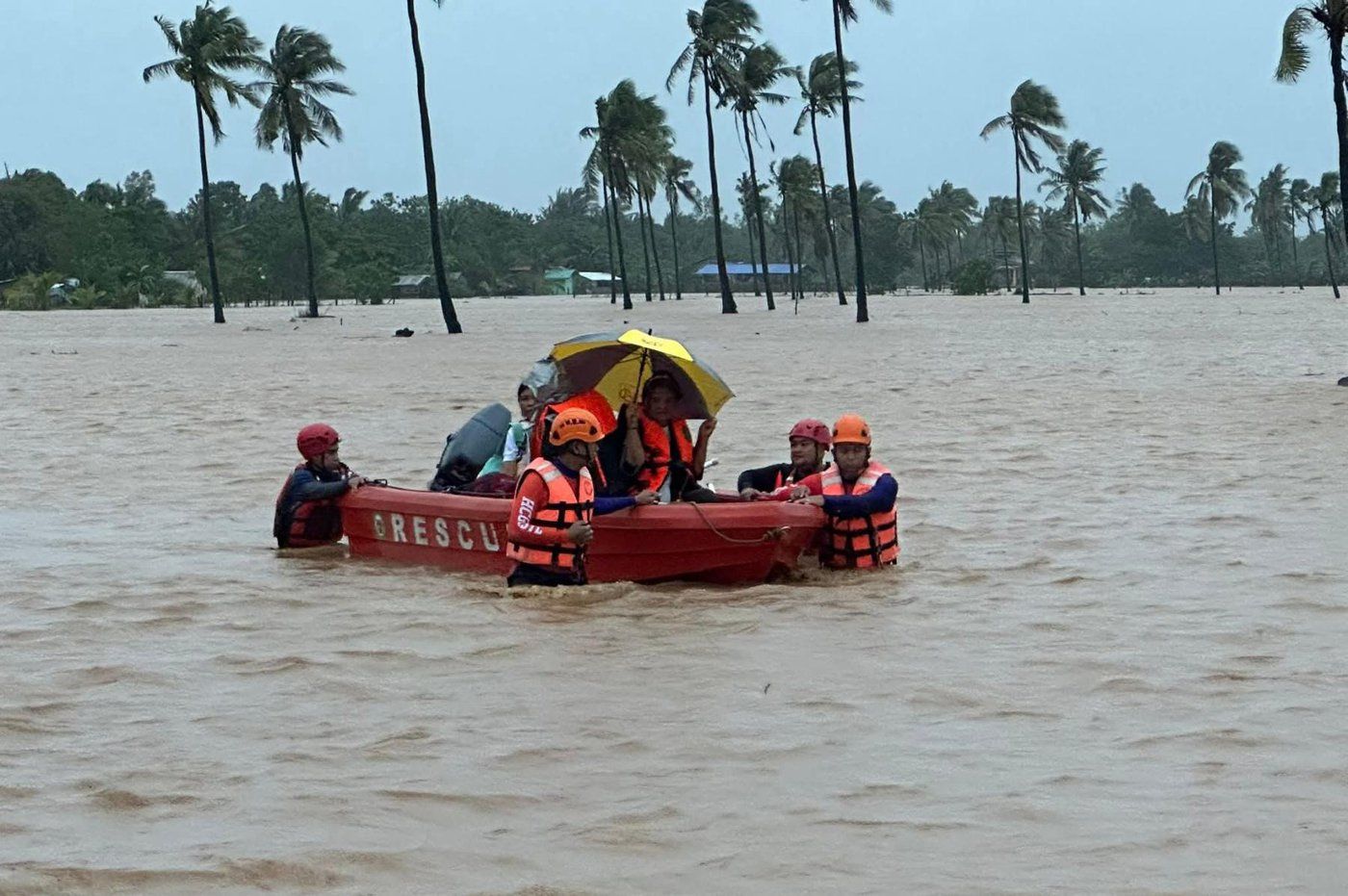 Boats bring food, safe passage for Philippine flood victims | ABS-CBN News