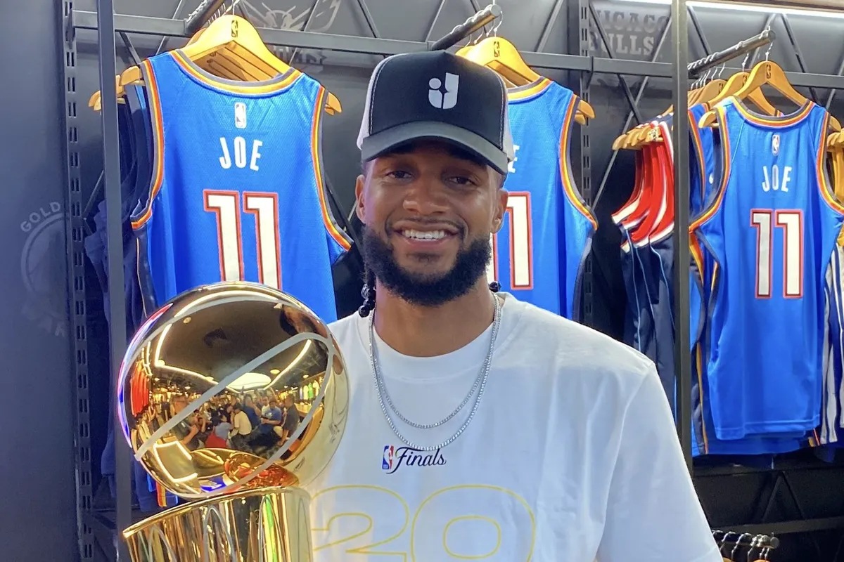 NBA champ Isaiah Joe visits PH, overwhelmed by support of Pinoy fans ...