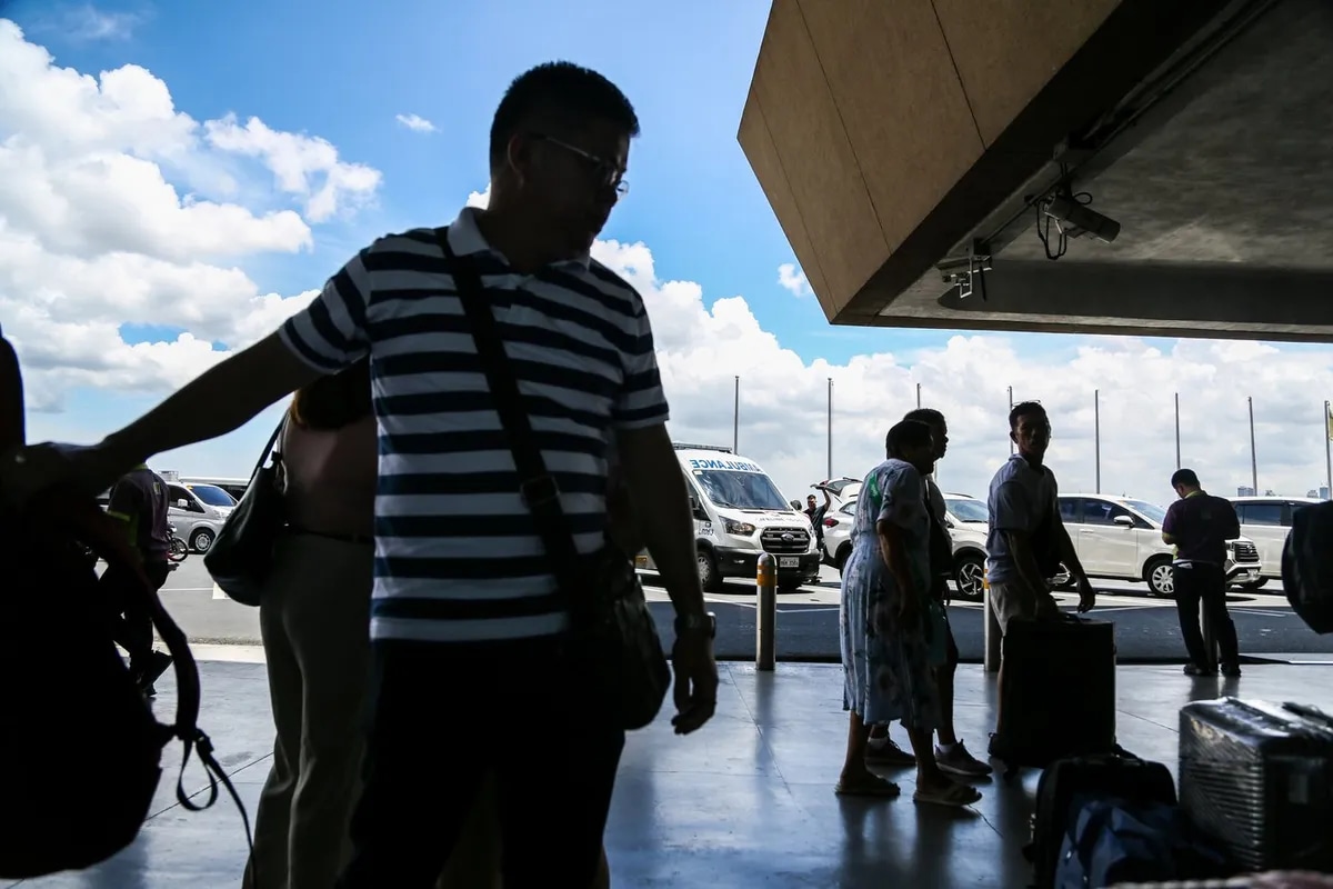 Groups ask Supreme Court to void NAIA concession deal | ABS-CBN News