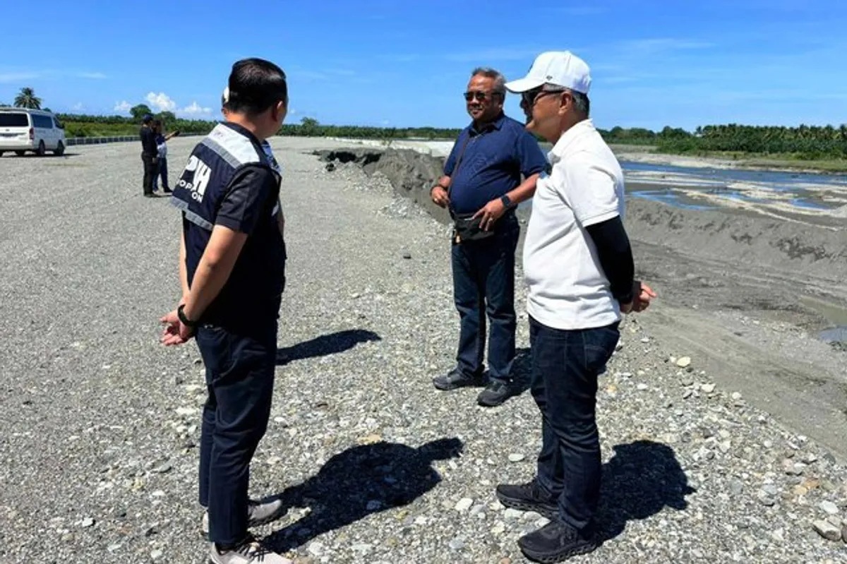 Oriental Mindoro gov shows collapsed dike to DPWH director: 'Kalokohan ...