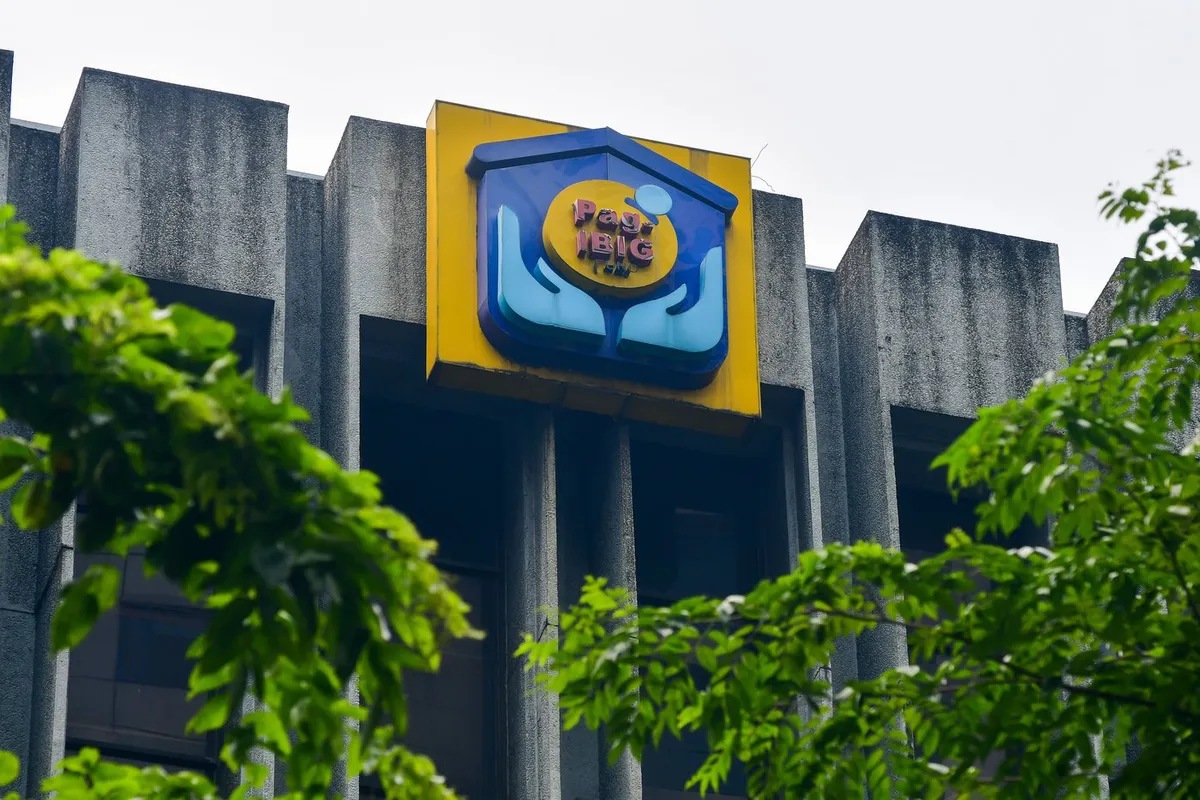 Pag-IBIG urges residents of foreclosed properties to buy houses at 10 ...