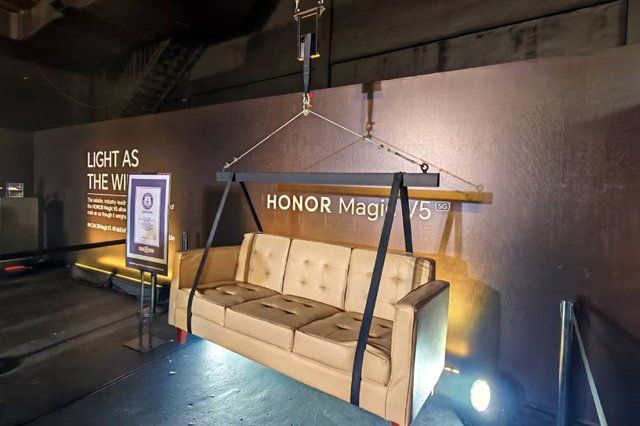 PREVIEW: HONOR touts Magic V5 foldable phone’s toughness instead of ...