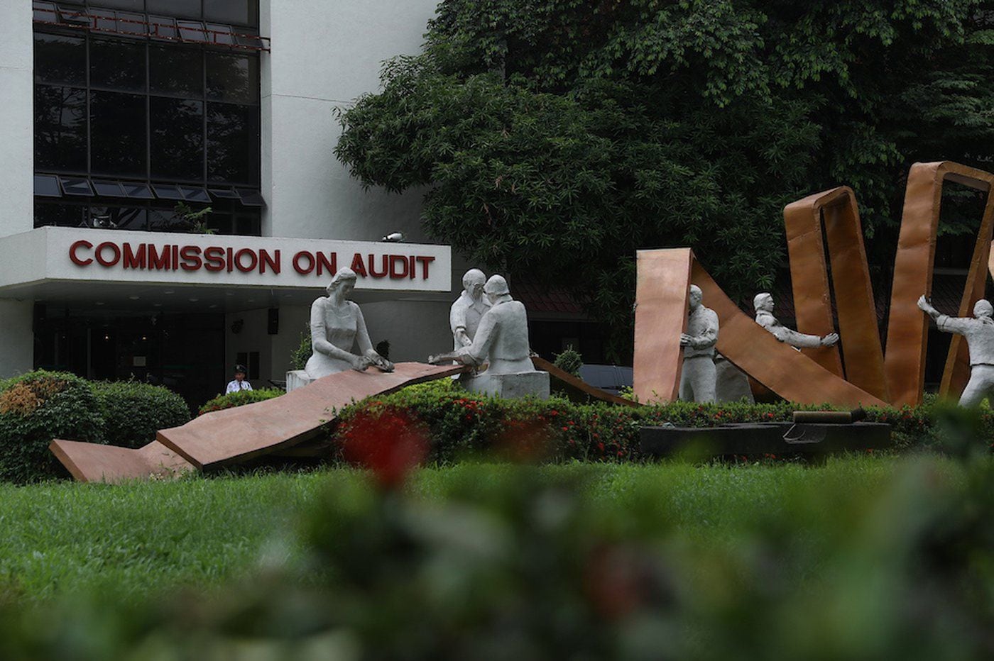 COA to file charges vs DPWH officials, contractors over 'ghost' flood ...