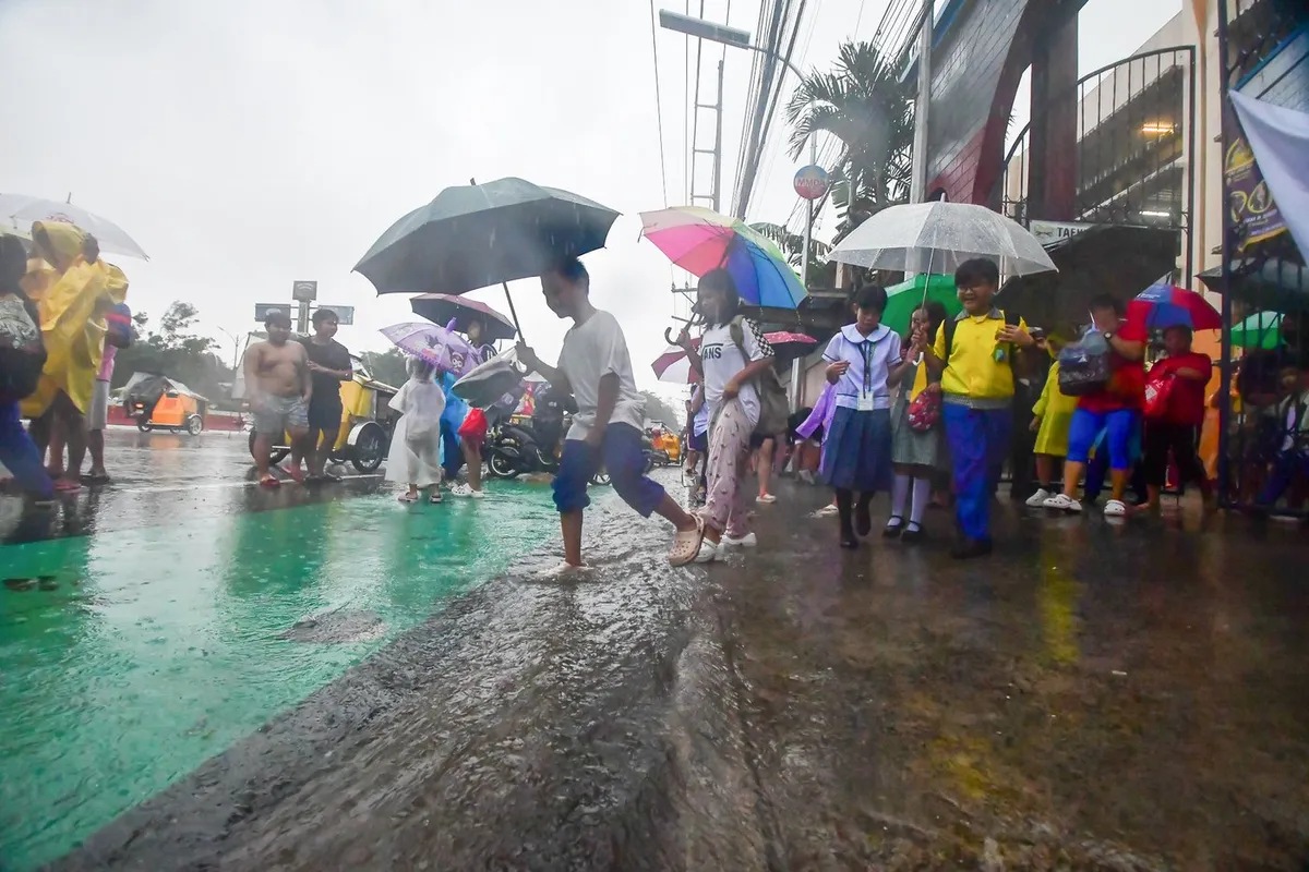 OCD still at ‘blue alert’ status as heavy rainfall threatens parts of ...