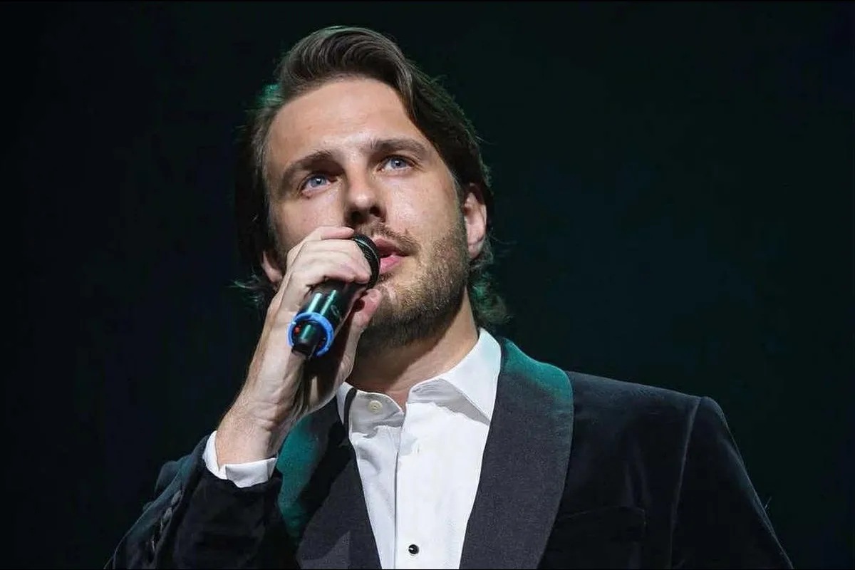 Meet Matt Blaker, who's stepping into Kevin Costner’s role in 'The ...