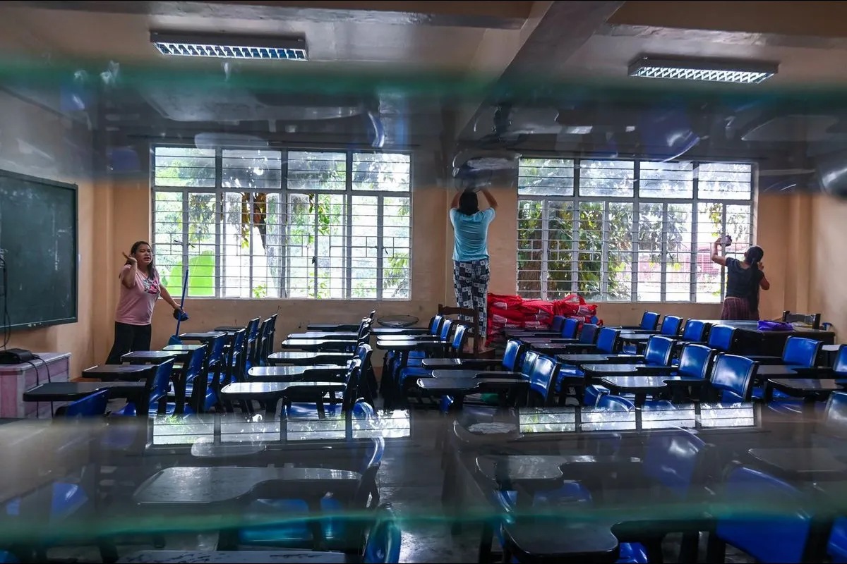 DepEd seeks LGU help in building classrooms, may veer away from DPWH ...