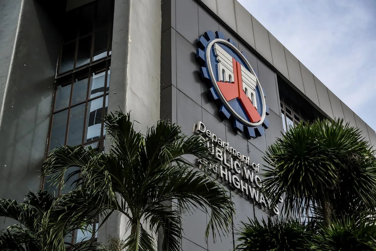 House continues budget deliberations, to wait 10 days for DBM, DPWH to ...