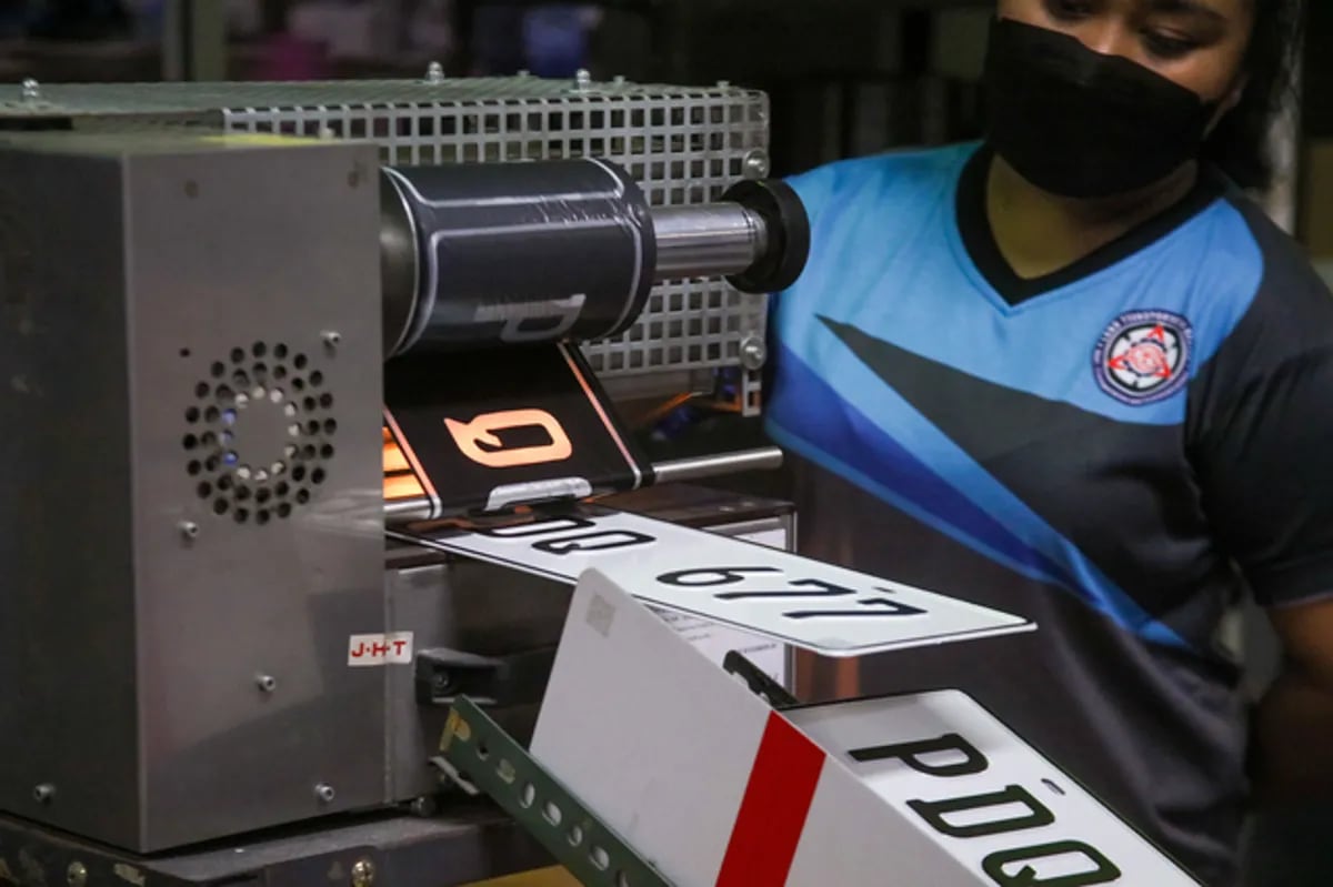 LTO: License plates, OR/CR to be released on same day as new vehicles ...