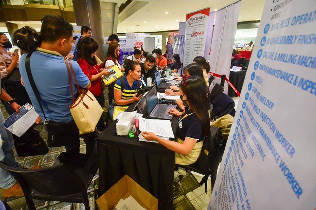 DMW launches ‘Kumusta Kabayan App’ to monitor, respond to OFW issues in ...