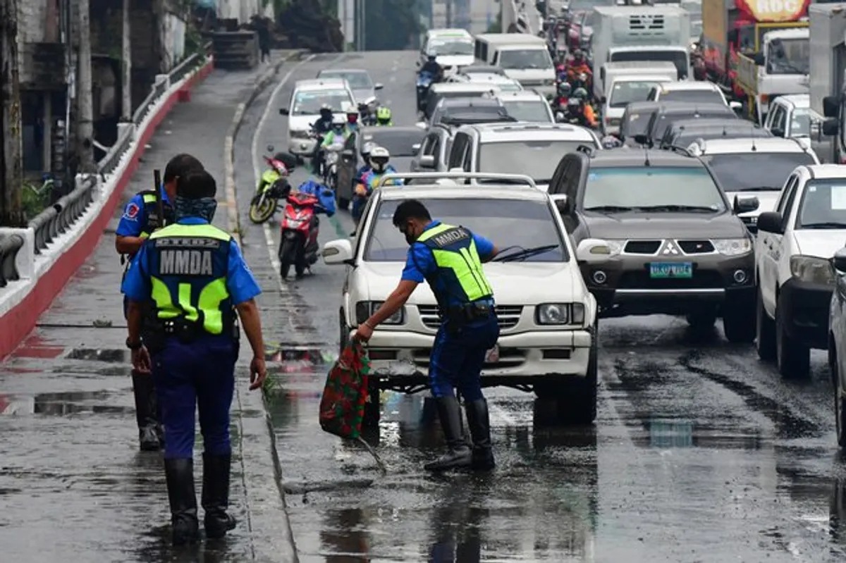 MMDA’s proposed 2026 funding for flood control programs lower by 33 pct ...