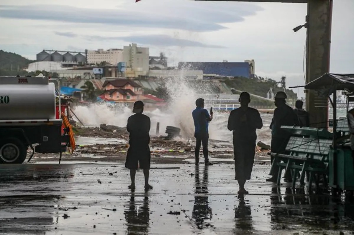 Hagupit ng Bagyong Opong sa San Agustin, Romblon | ABS-CBN News