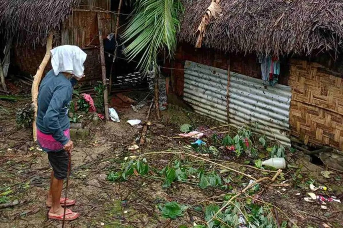 'At least 30 days' to restore power to storm-hit Masbate province ...