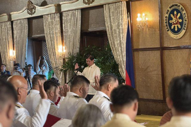 Marcos tells newly promoted AFP generals, officers: ‘Hold the line’ in face of ‘disinformation ...