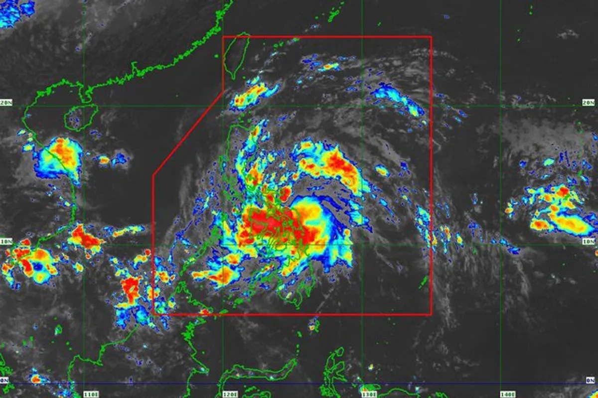 Thousands flee Philippine coast as Tropical Storm Ramil approaches ...