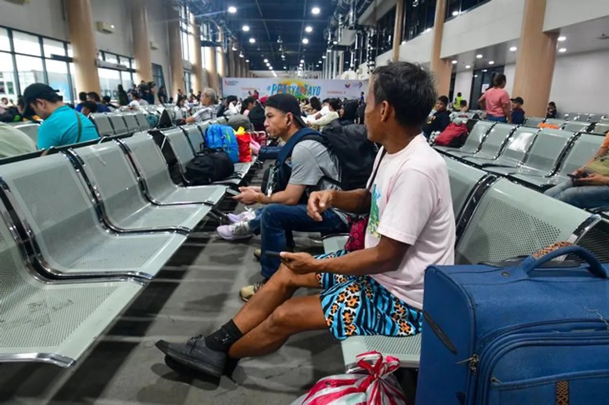 No increase in ship fares, terminal fees at Batangas port | ABS-CBN News