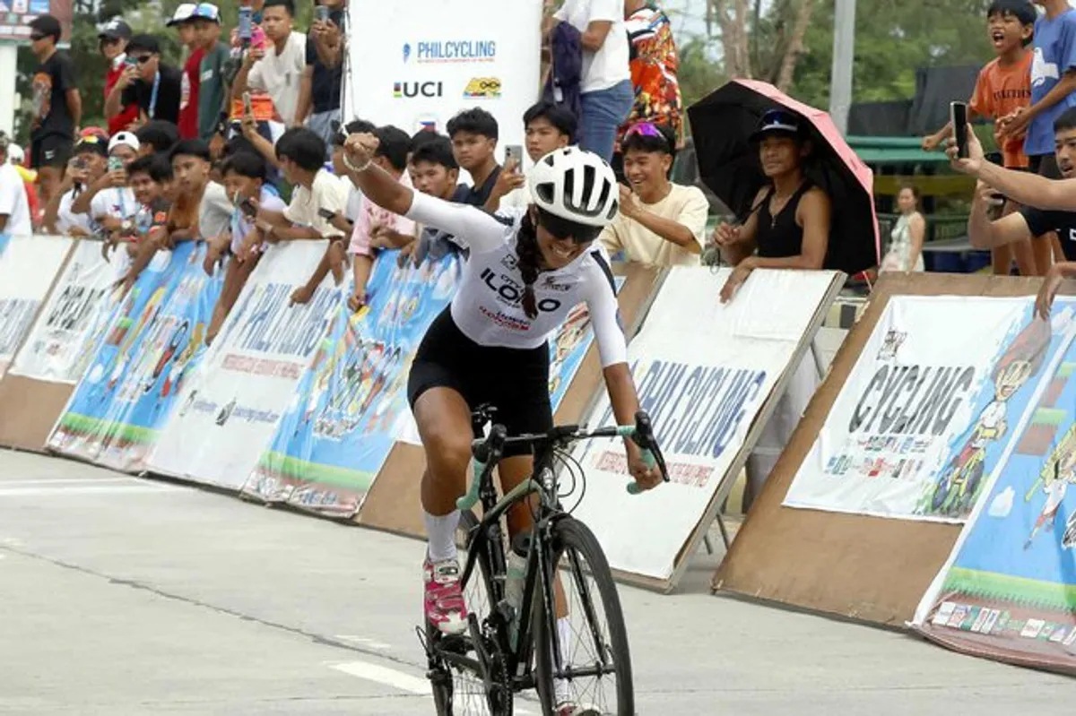 Cyclist from Iloilo nabs 2 golds in Batang Pinoy | ABS-CBN Sports