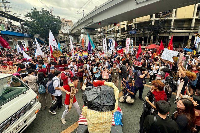 Students hold Walkout Friday protest | ABS-CBN News