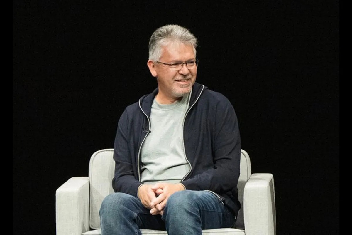 Apple AI chief leaving as iPhone maker plays catch-up | ABS-CBN News