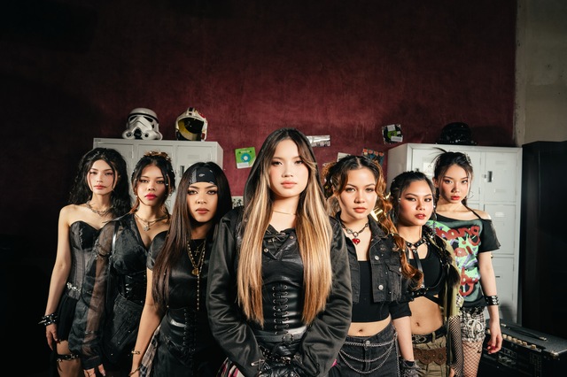 Girl Group FINIX Goes “Hand in Hand” on New Release | One Music PH ...