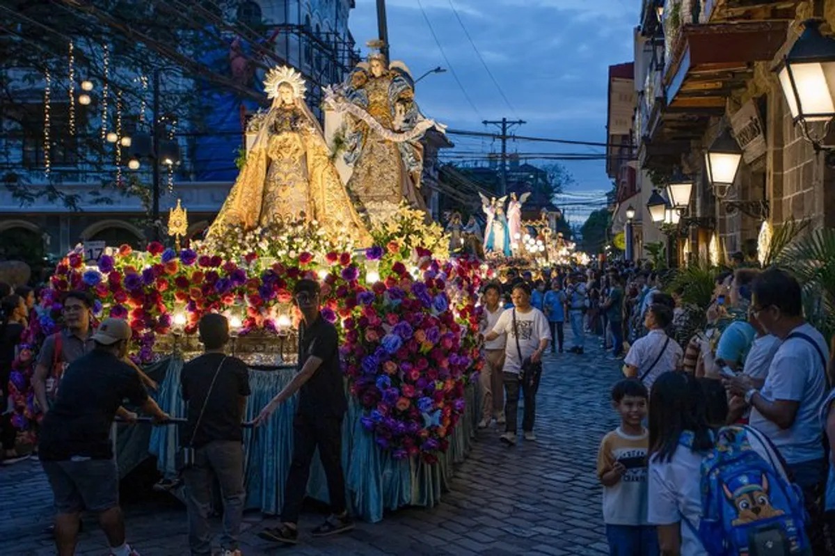 Witnessing the 44th Intramuros Grand Marian Procession | ABS-CBN Lifestyle