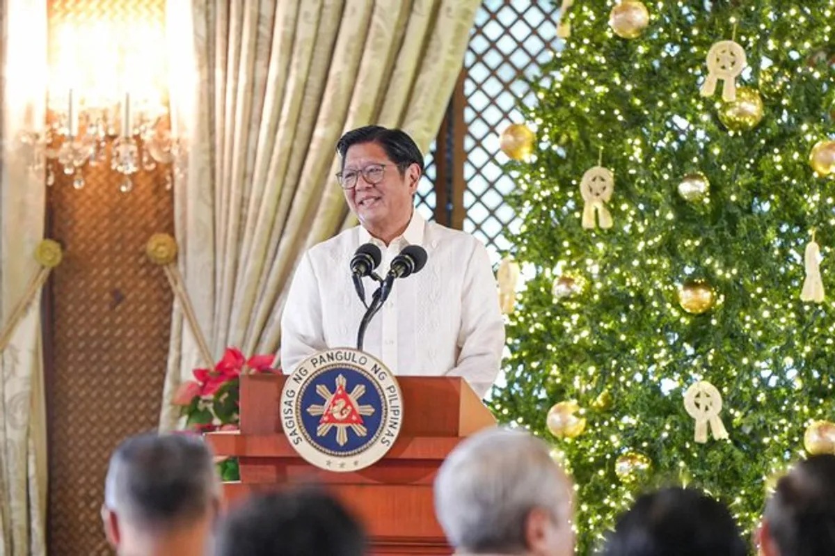 Marcos Jr. OKs P5,000 ‘productivity’ incentive for gov’t workers | ABS ...
