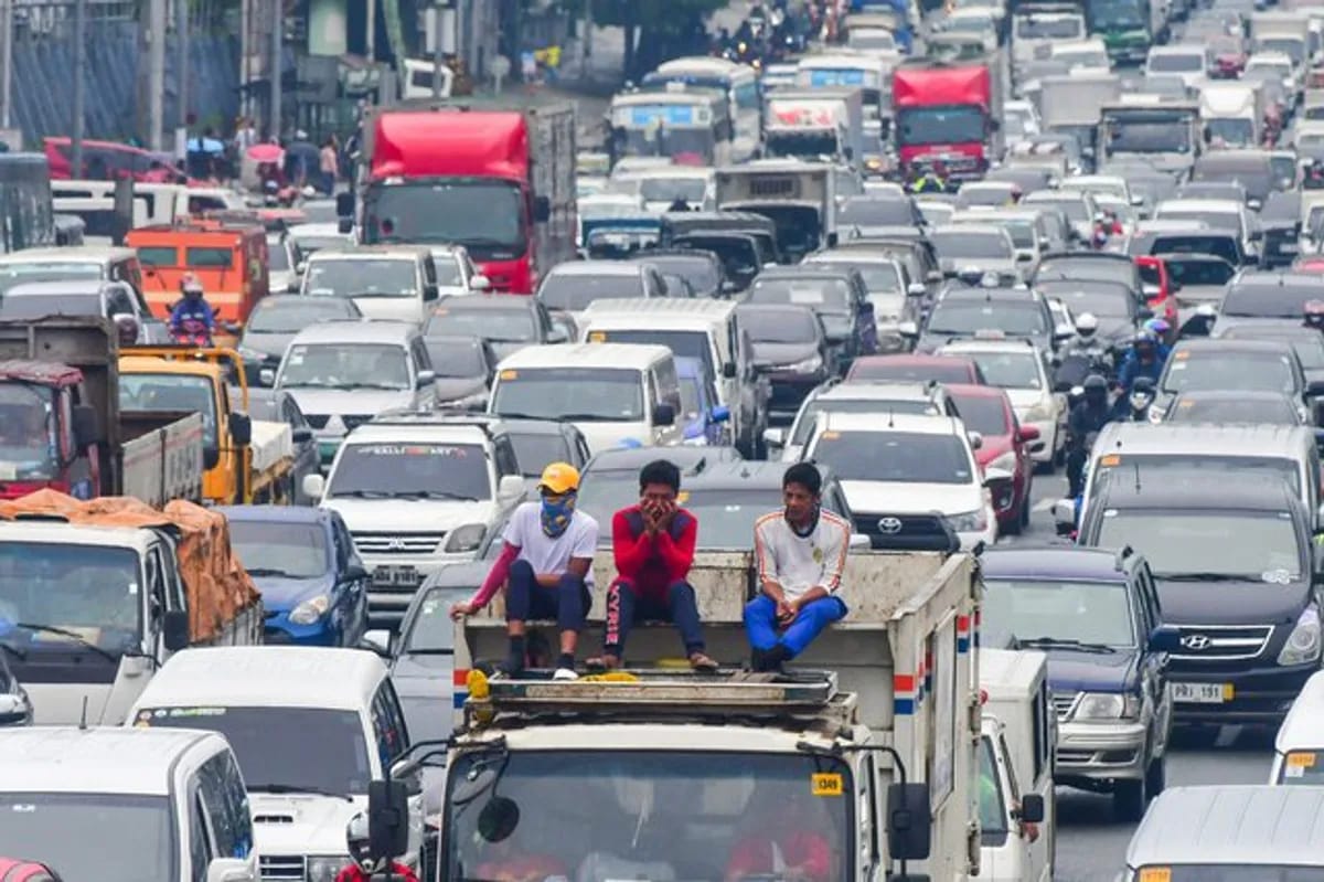 Number coding suspended on Christmas, New Year | ABS-CBN News