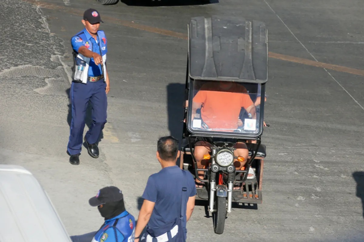 Several e-trike drivers apprehended for violating road ban in Metro ...