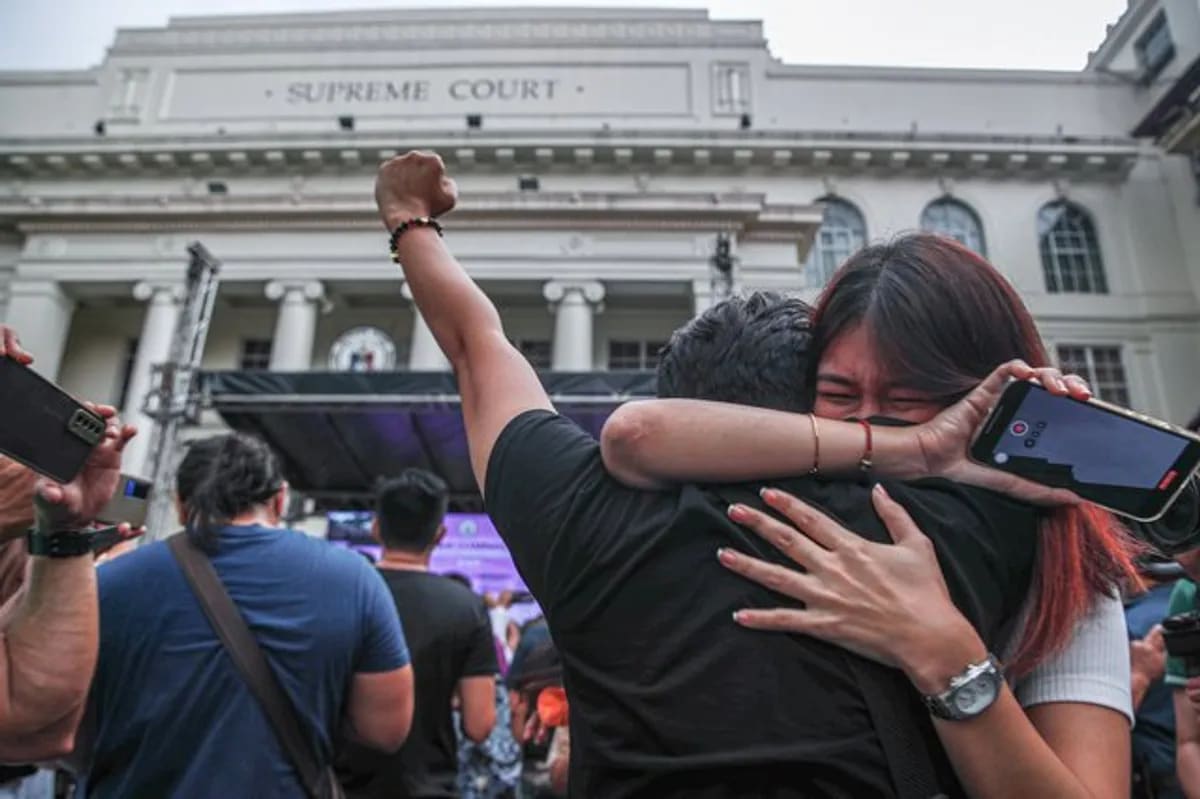 UP Law grad leads 5,594 Bar passers for 2025 | ABS-CBN News