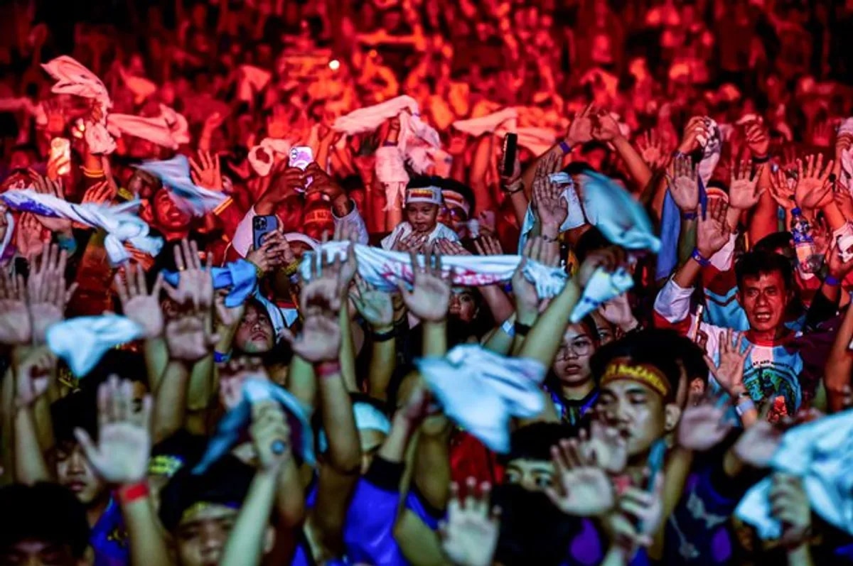 Photojournalist dies after collapsing at Traslacion coverage; dozens of ...