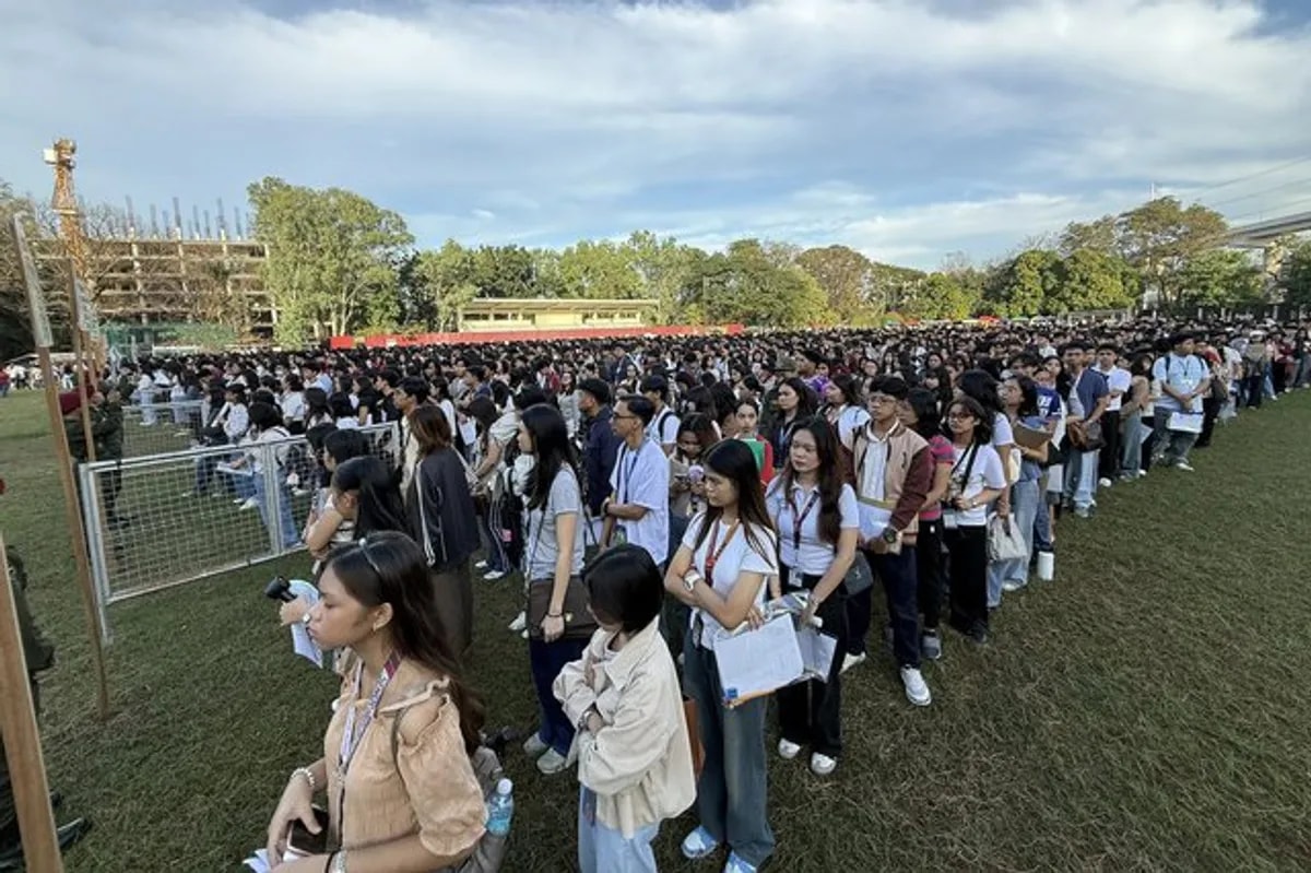 Iskolar ng Bayan hopefuls flock to PUP Sta. Mesa for PUPCET | ABS-CBN News