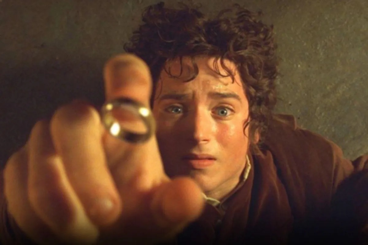 Catch 'The Lord of the Rings: The Fellowship of the Ring' Extended ...