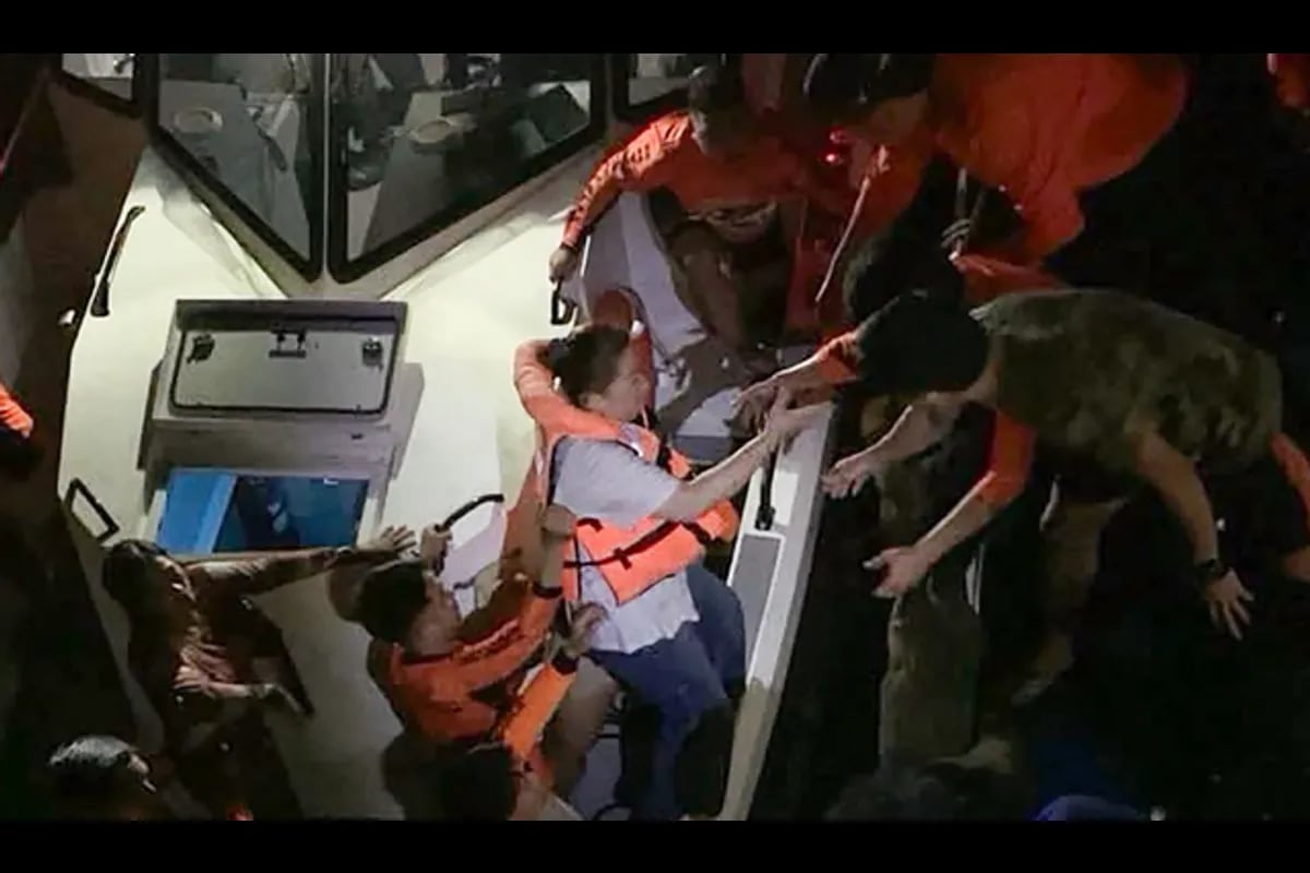 Divers, submersible equipment join search for victims of Basilan ferry ...