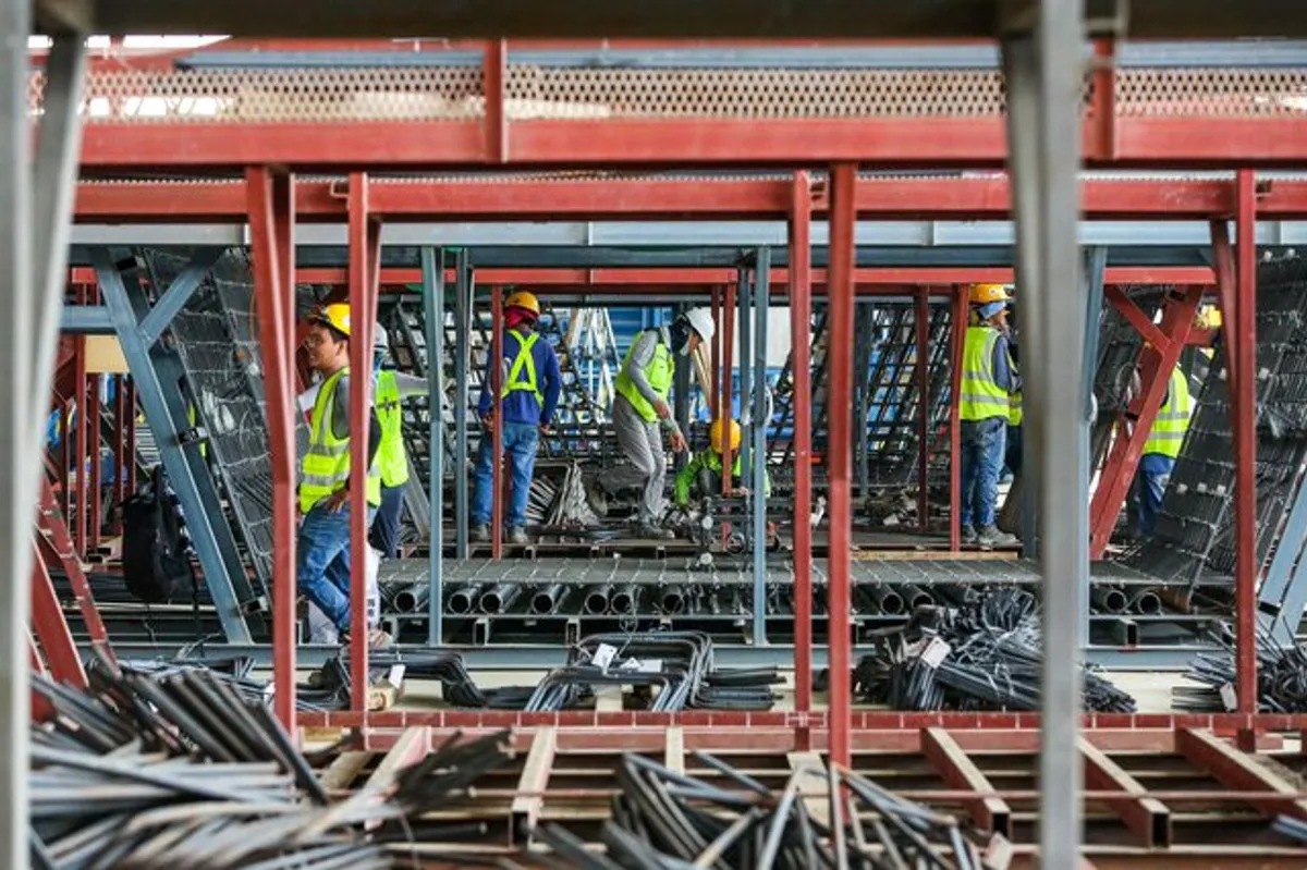 Construction workers' group laments job loss as flood control mess hits ...