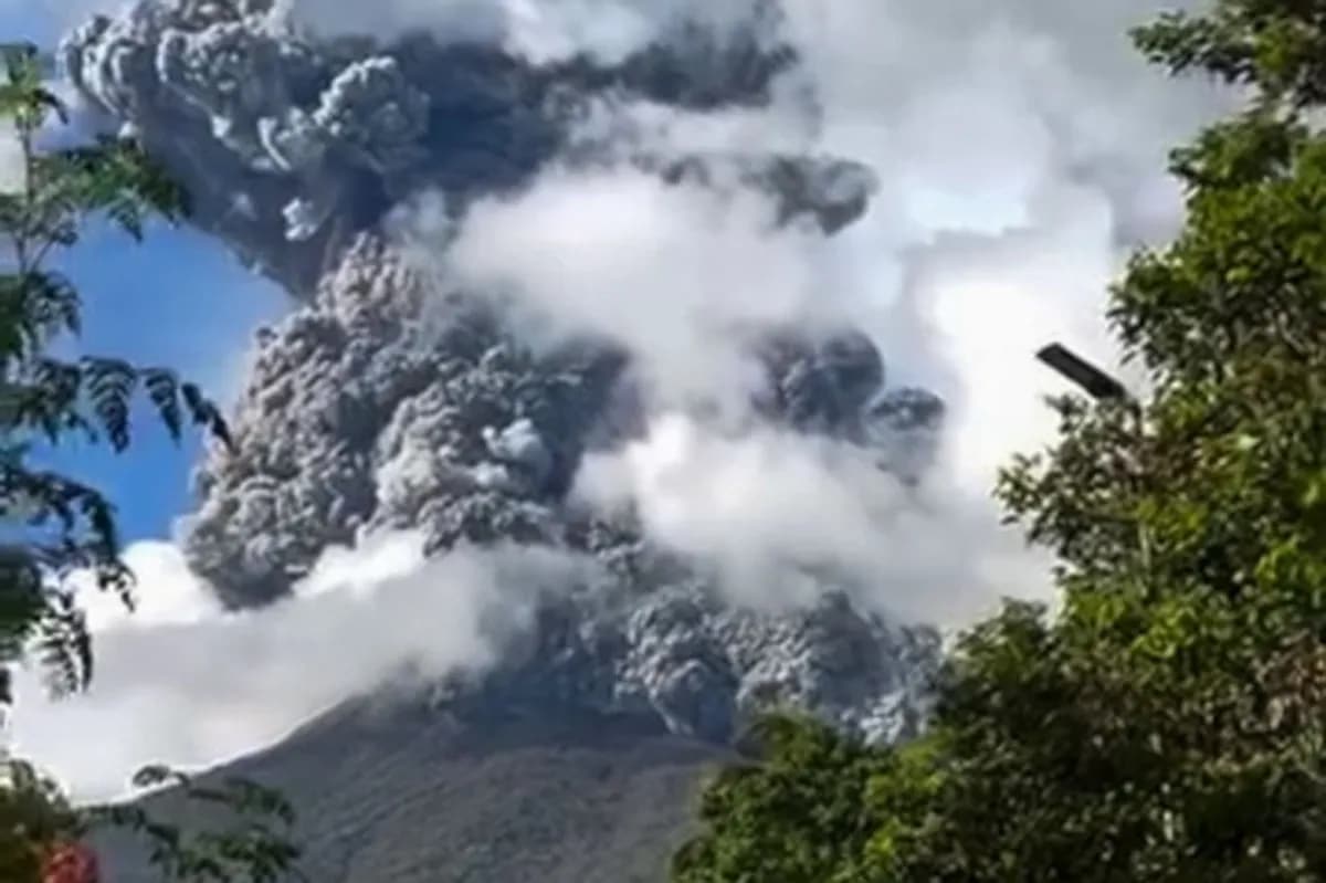 Phivolcs reports 'explosive eruption' at Kanlaon Volcano | ABS-CBN News