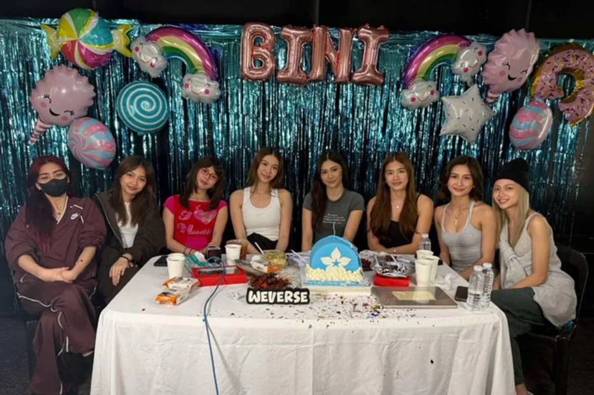 BINI hits 423K views in first Weverse livestream | ABS-CBN Entertainment