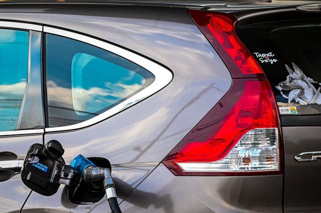 TNVS drivers to receive cash aid starting March 24 | ABS-CBN News