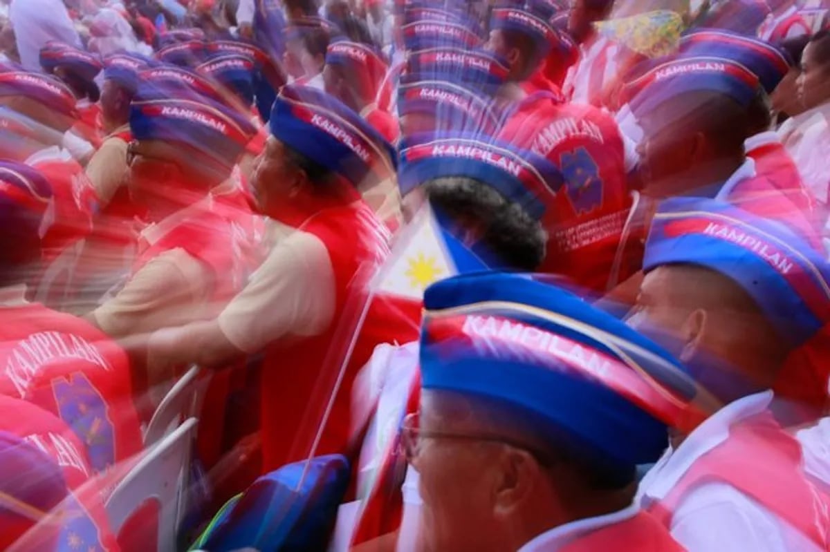 Gov’t offers free LRT-2, MRT rides for WWII veterans this week | ABS ...