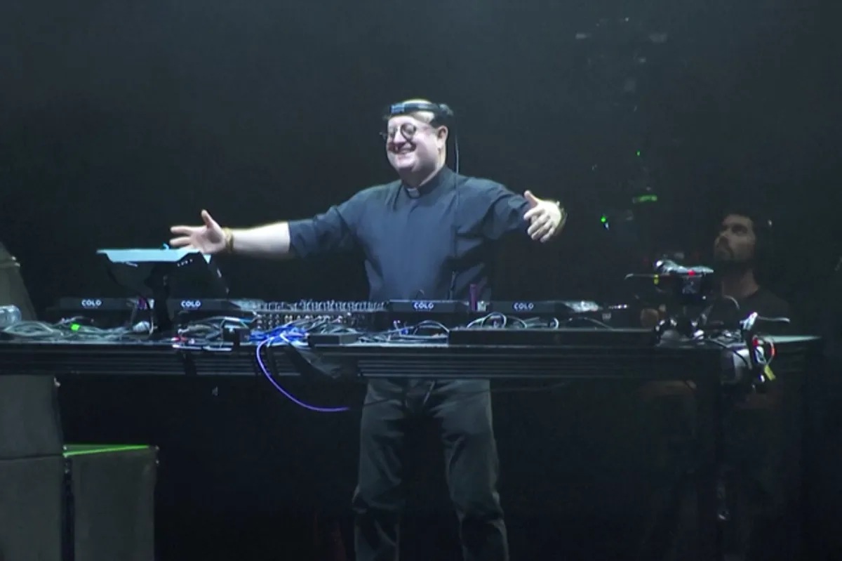 'DJ Priest' mixes religion and rave in Buenos Aires tribute to Pope ...