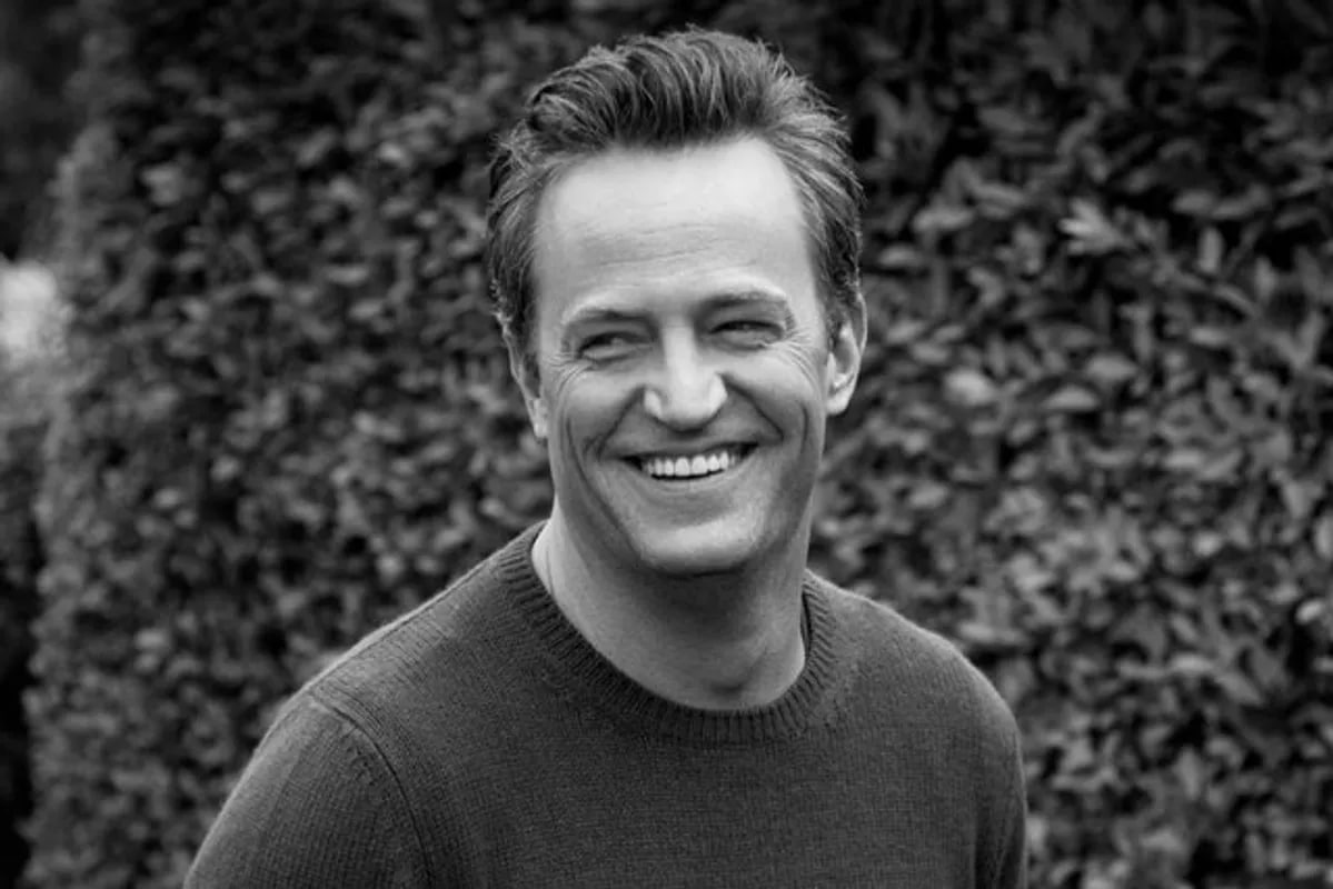 Matthew Perry memorabilia to be auctioned for charity | ABS-CBN Lifestyle