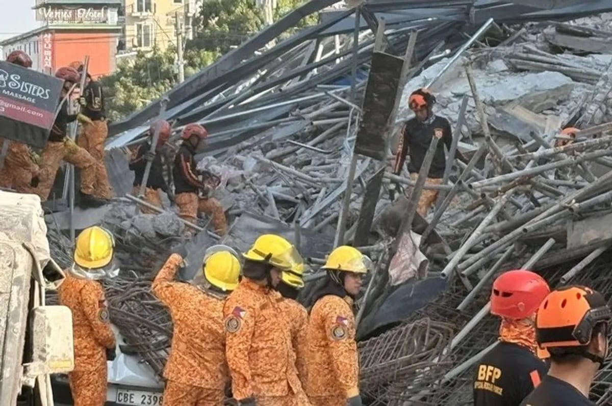 'Pancake collapse' hampers rescue efforts in Angeles City building ...