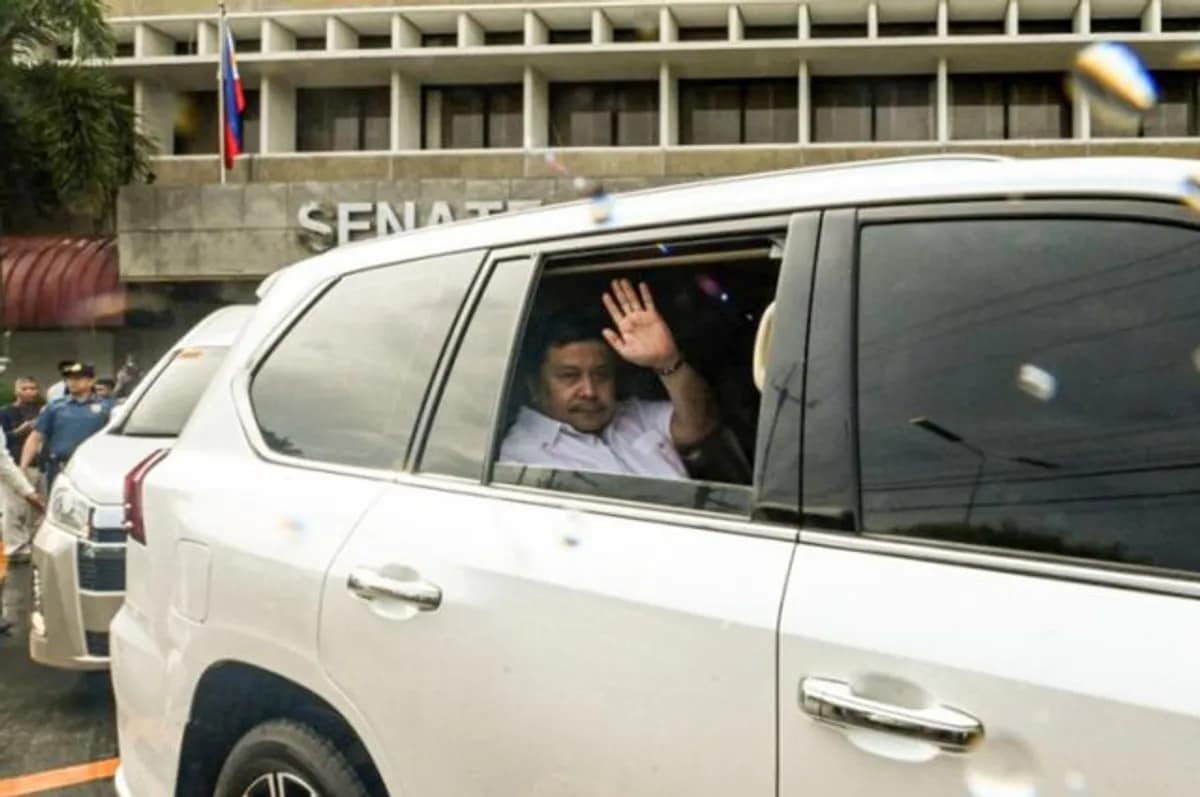 Palace belies Jinggoy's claim that plunder charges are politically ...
