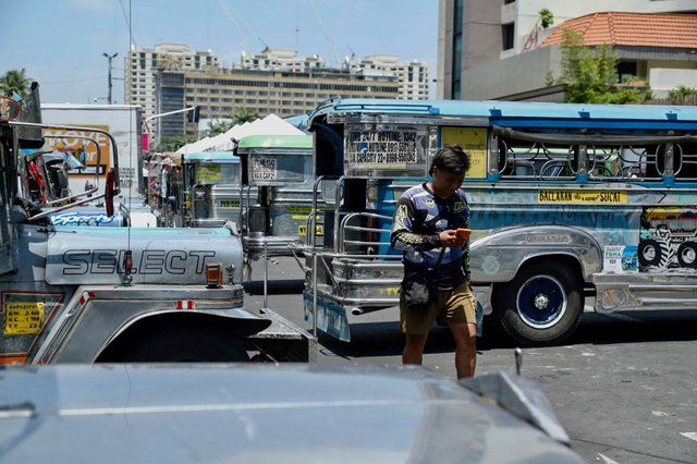 Around 6,000 jeepneys to transition to e-vehicles this year—LTFRB | ABS ...